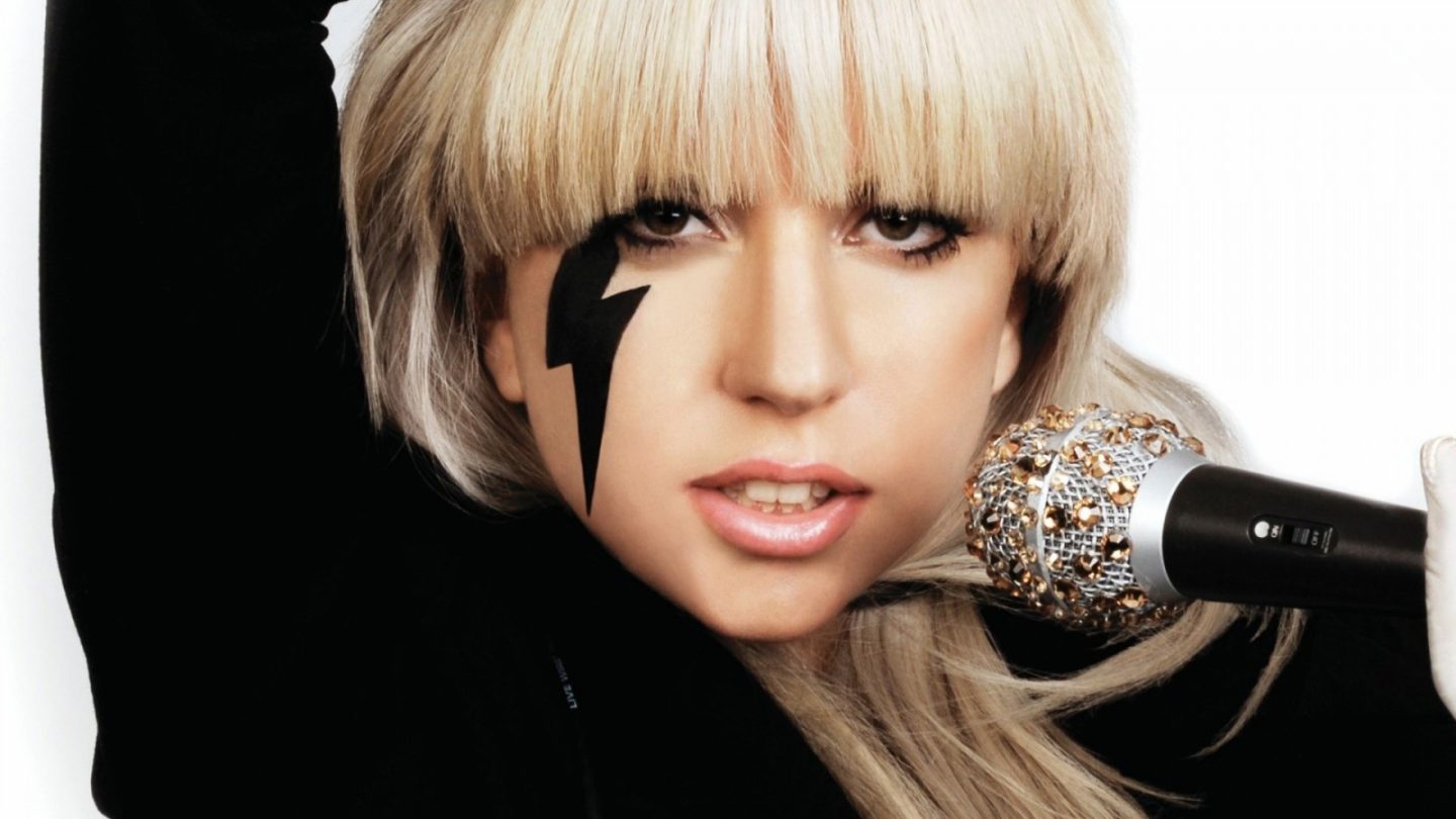 Lady Gaga’s hip – From Born This Way to Torn This Way - MedTech Europe